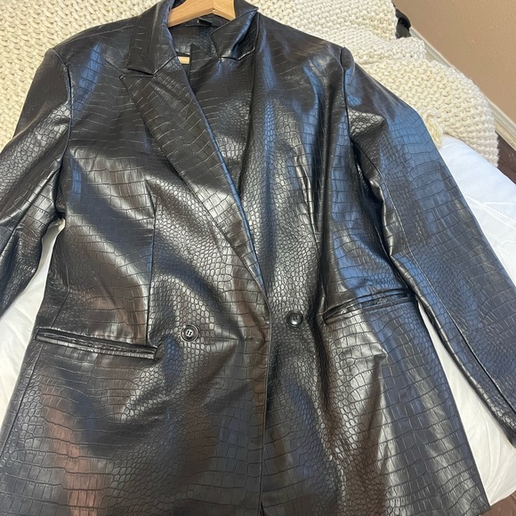 Jackets & Coats | Forever 21 Black Snake Skin Blazer | Poshmark